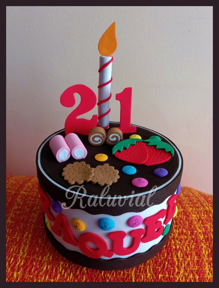 Tarta de goma eva personalizada Raquel – Raluvial